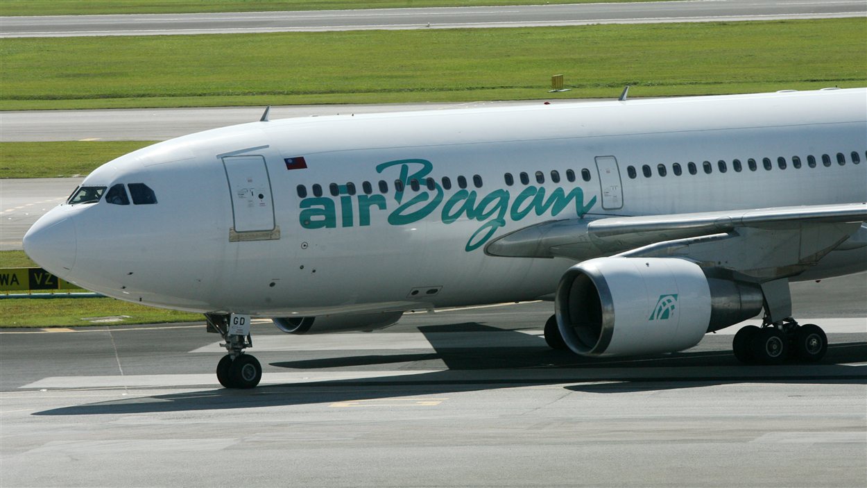 2 morts et 11 blessés dans un accident d'avion au Myanmar | Radio-Canada