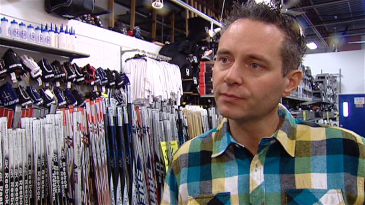 Les amateurs de hockey espèrent une reprise des négociations | Radio-Canada