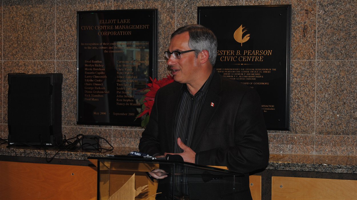 De l'aide du fédéral et de la province pour Elliot Lake | Radio-Canada