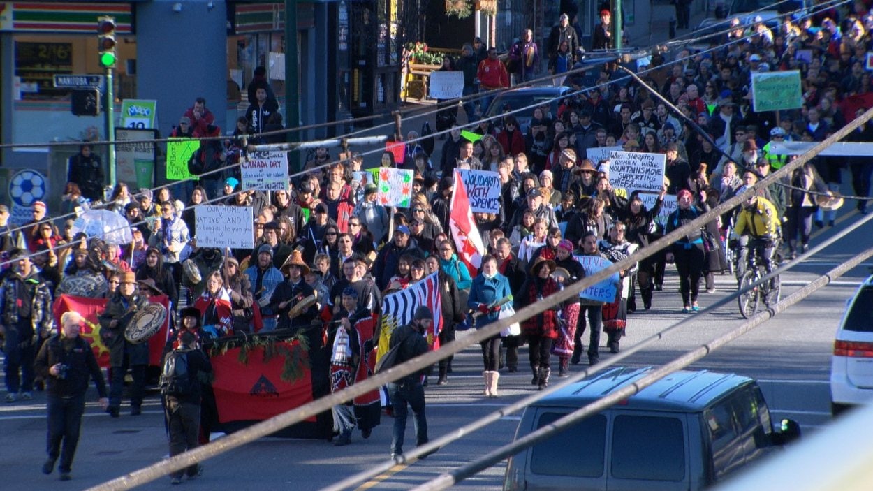Idle No More : manifestations sur la côte ouest en appui à Theresa ...