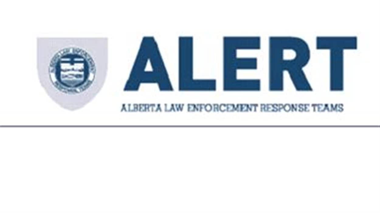 Un médecin d'Edmonton accusé de leurre de mineur | Radio-Canada