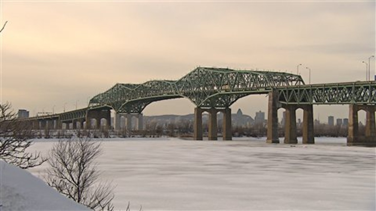 Un calendrier chargé sur les ponts reliant l'Île de Montréal à la Rive ...