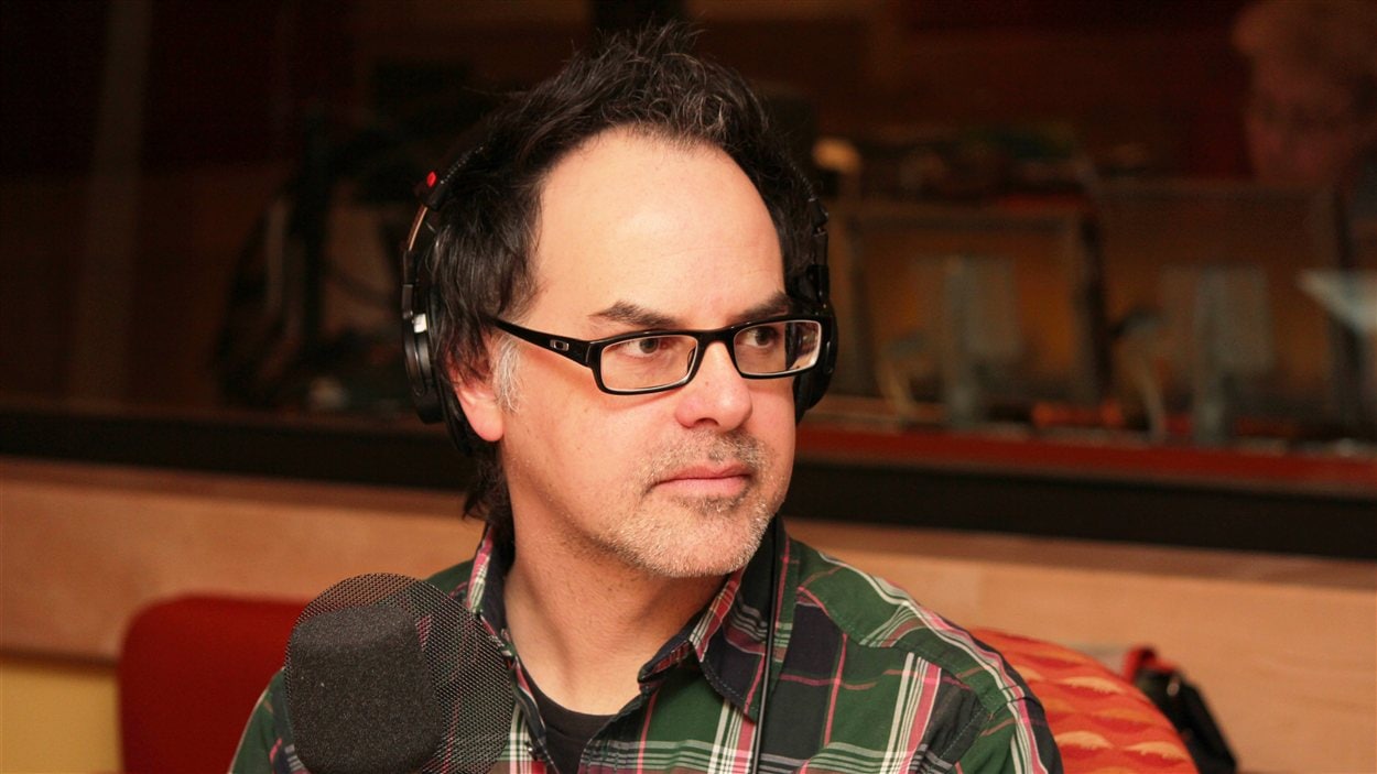 L'art de la dédicace par Stéphane Dompierre | Radio-Canada