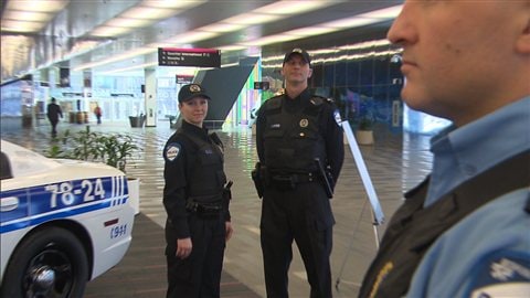 Les habits neufs du SPVM | Radio-Canada