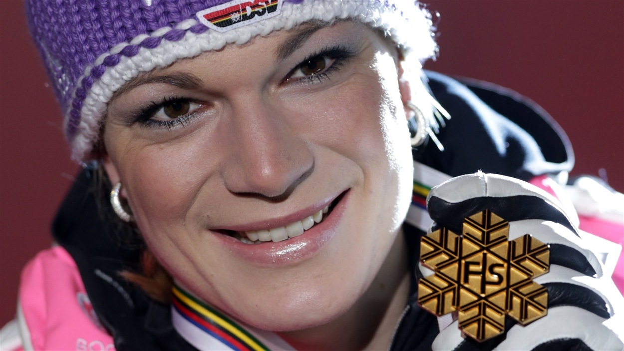 Le petit globe à Höfl-Riesch | Radio-Canada