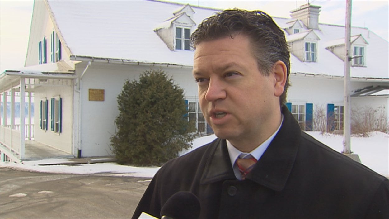 Le maire de Château-Richer défend sa gestion | Radio-Canada