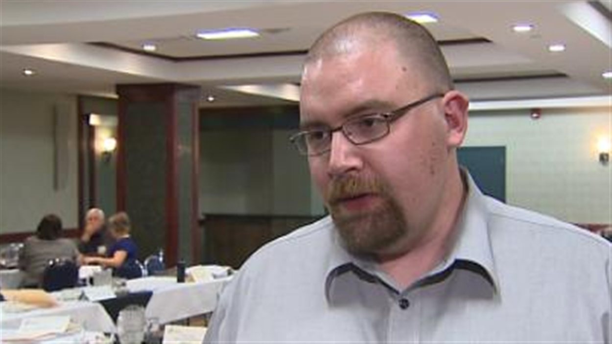 Fin du mandat de Denis Simard à la tête de l'ACF | Radio-Canada