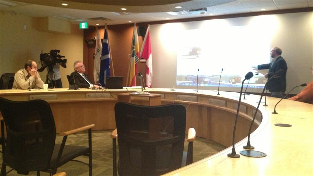 La DSFM attend les commentaires sur son budget | Radio-Canada.ca