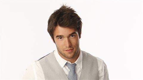 Daniel Grayson (Joshua Bowman) Archives | Vengeance | Radio-Canada.ca