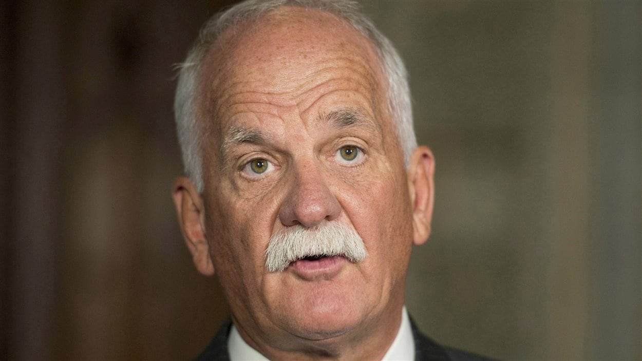 Libérations conditionnelles : Vic Toews veut prioriser les victimes ...