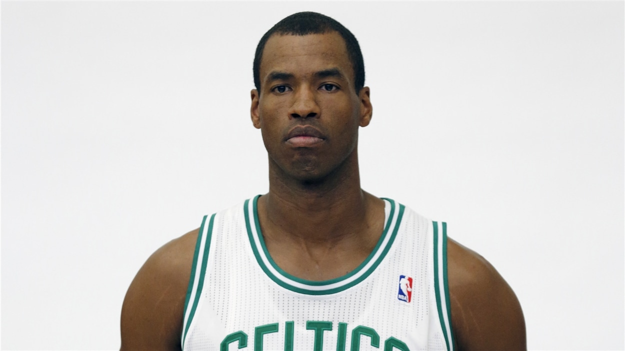 34 ans, Noir et gai | Radio-Canada