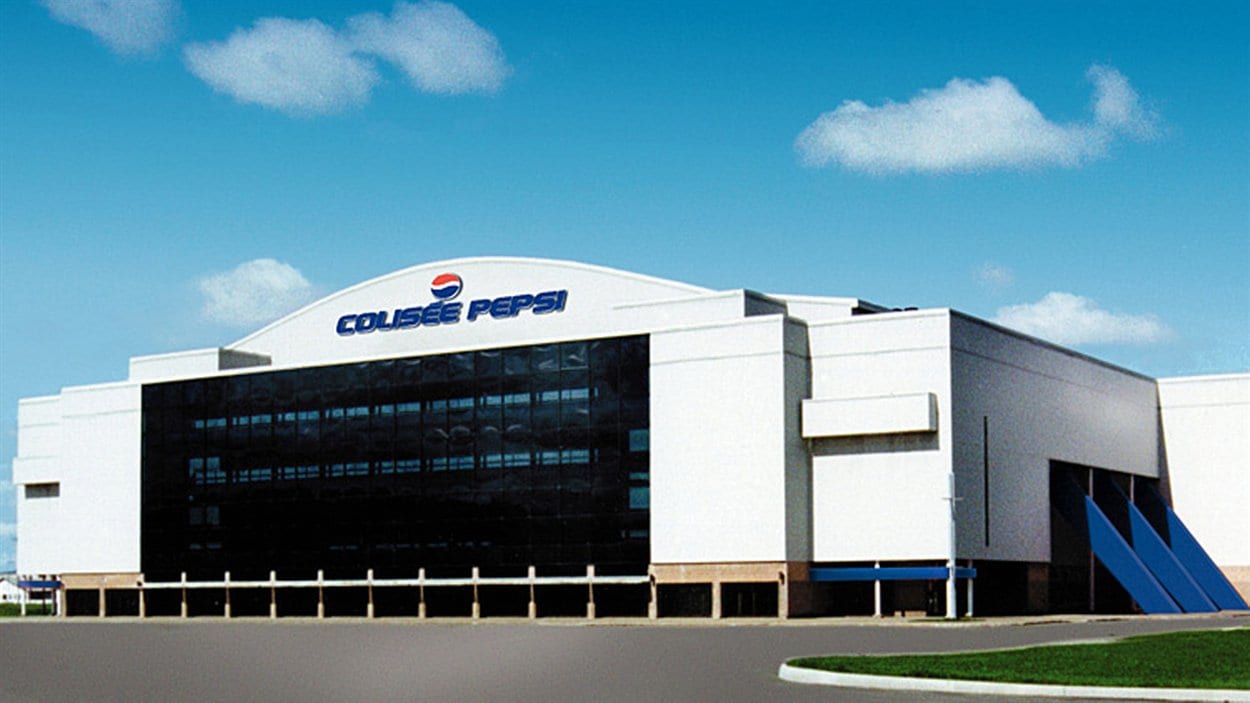 La Ville relance le plan de rénovation du Colisée | Radio-Canada