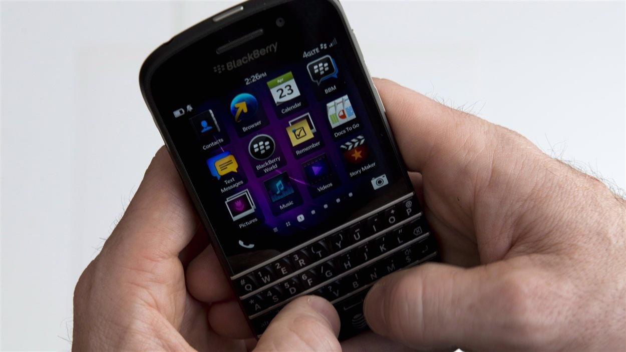 Acheter son BlackBerry Q10 à Toronto | Radio-Canada
