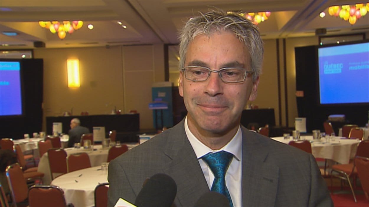 Politique de mobilité durable: la Ville dénonce l'incohérence de Québec ...