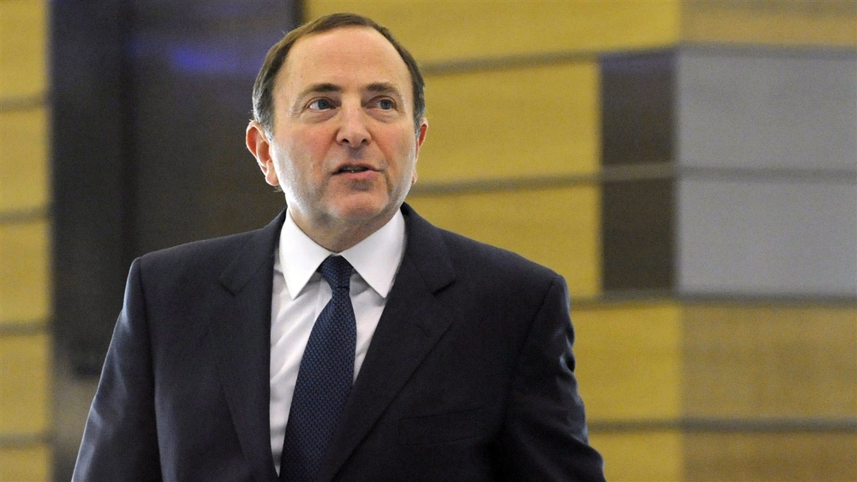 Bettman rend visite à Seattle | Radio-Canada