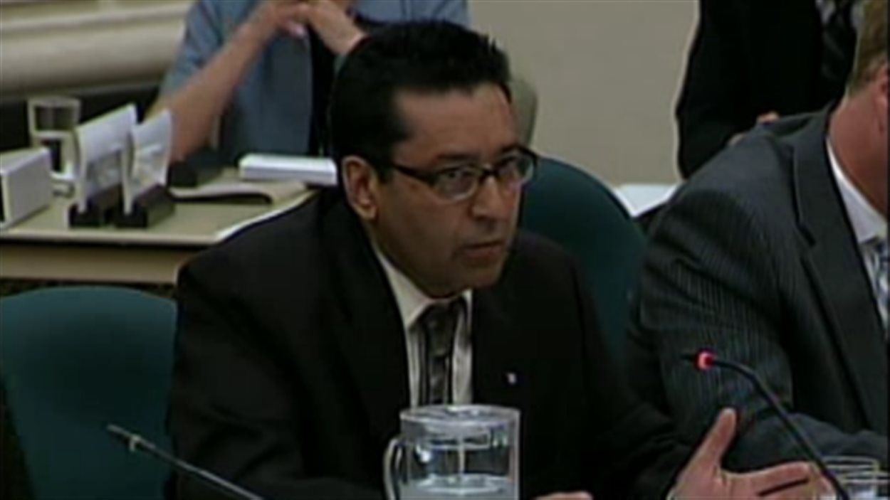 BMO s'entend avec près de 160 présumés fraudeurs hypothécaires | Radio ...