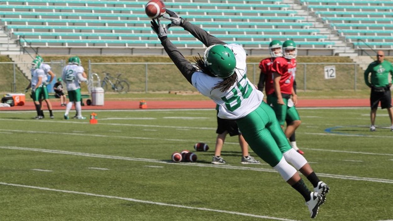 Les Roughriders accueillent leurs supporteurs à Saskatoon | Radio-Canada