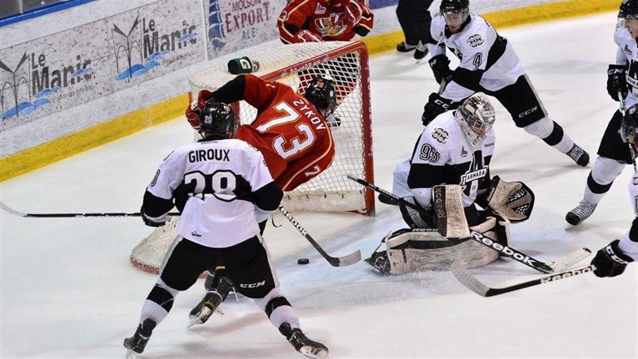 Le Drakkar se départit de Zykov | Radio-Canada