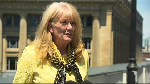 Jane Cowell-Poitras et Harout Chitilian briguent la mairie intérimaire ...