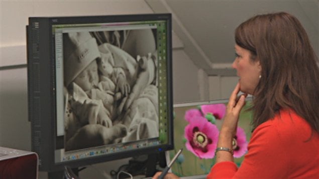 Photographier des morts-nés : pour aider à traverser le deuil | Radio ...