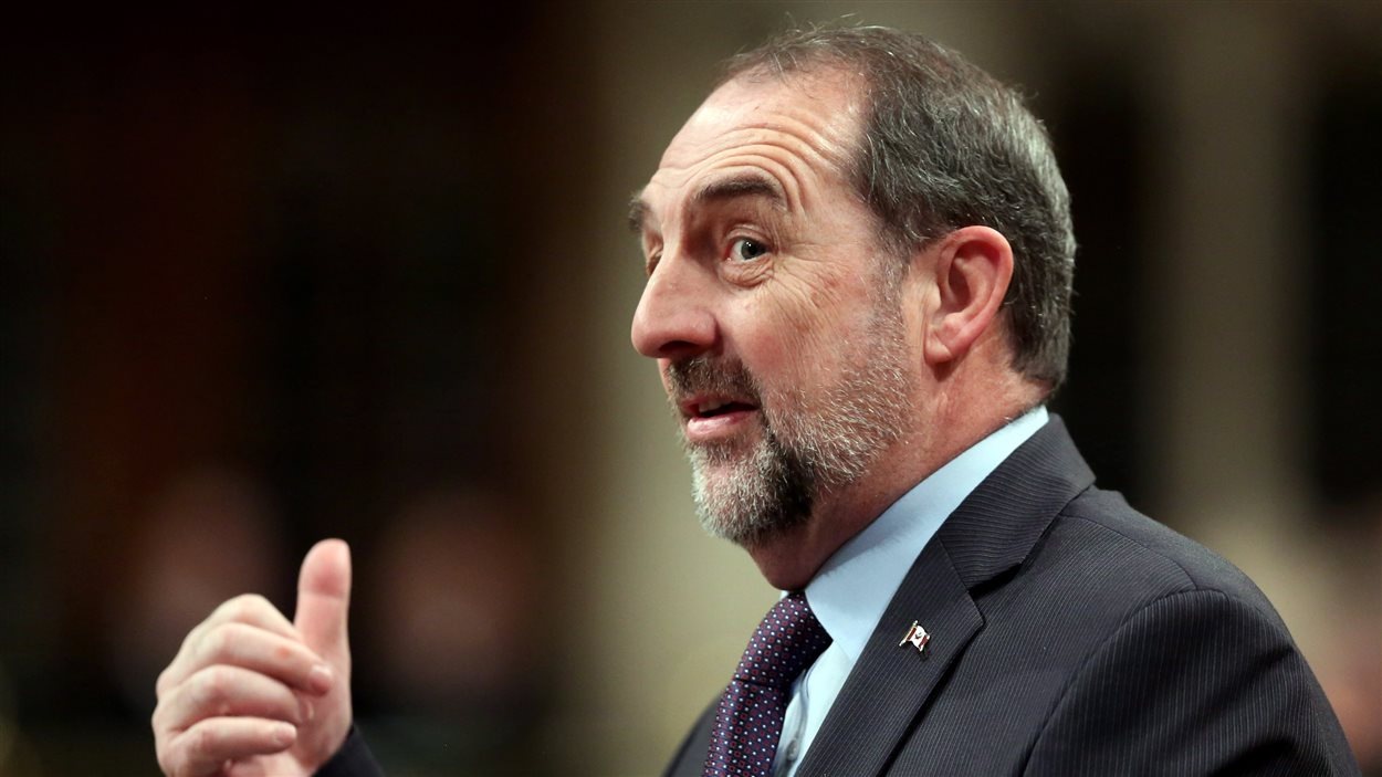 Remaniement : Denis Lebel devient lieutenant de Stephen Harper pour le ...