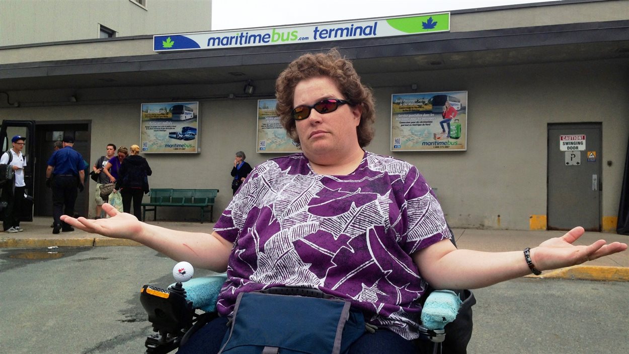 Une personne handicapée se plaint des services de Maritime Bus | Radio ...