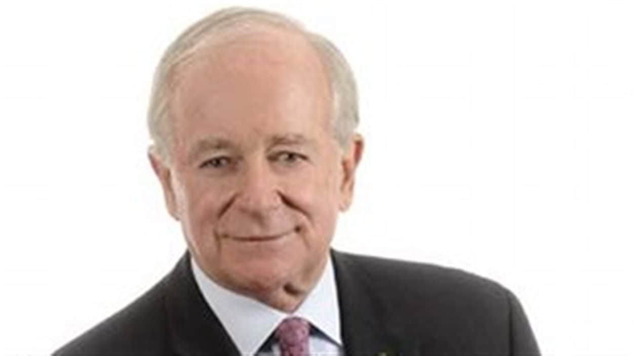 L'ex-ambassadeur Yves Fortier nommé au Comité de surveillance du SCRS ...