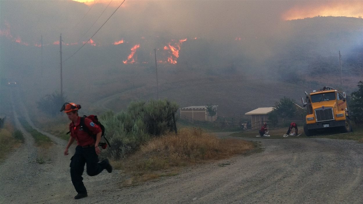Incendies en Colombie-Britannique : une centaine d’employés de l ...
