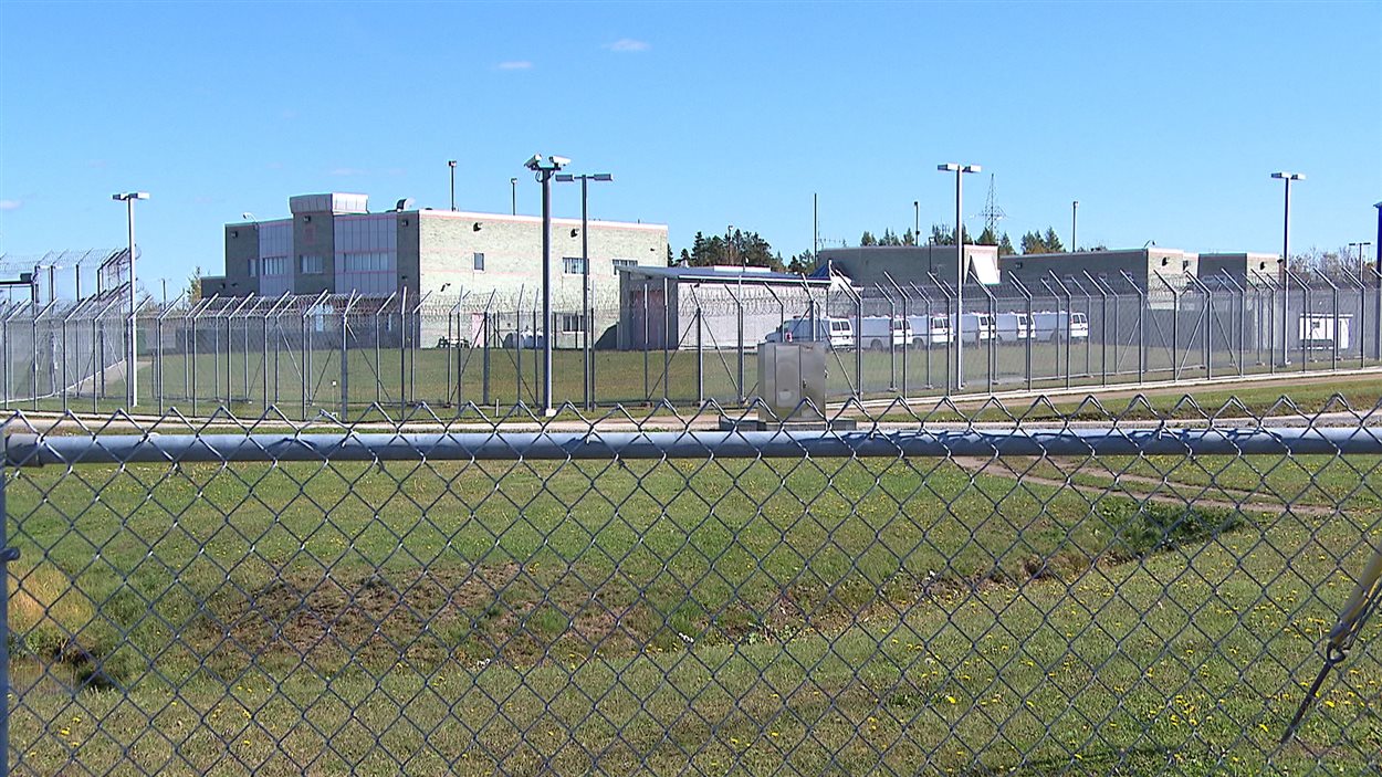 La prison de Rimouski déborde encore | Radio-Canada