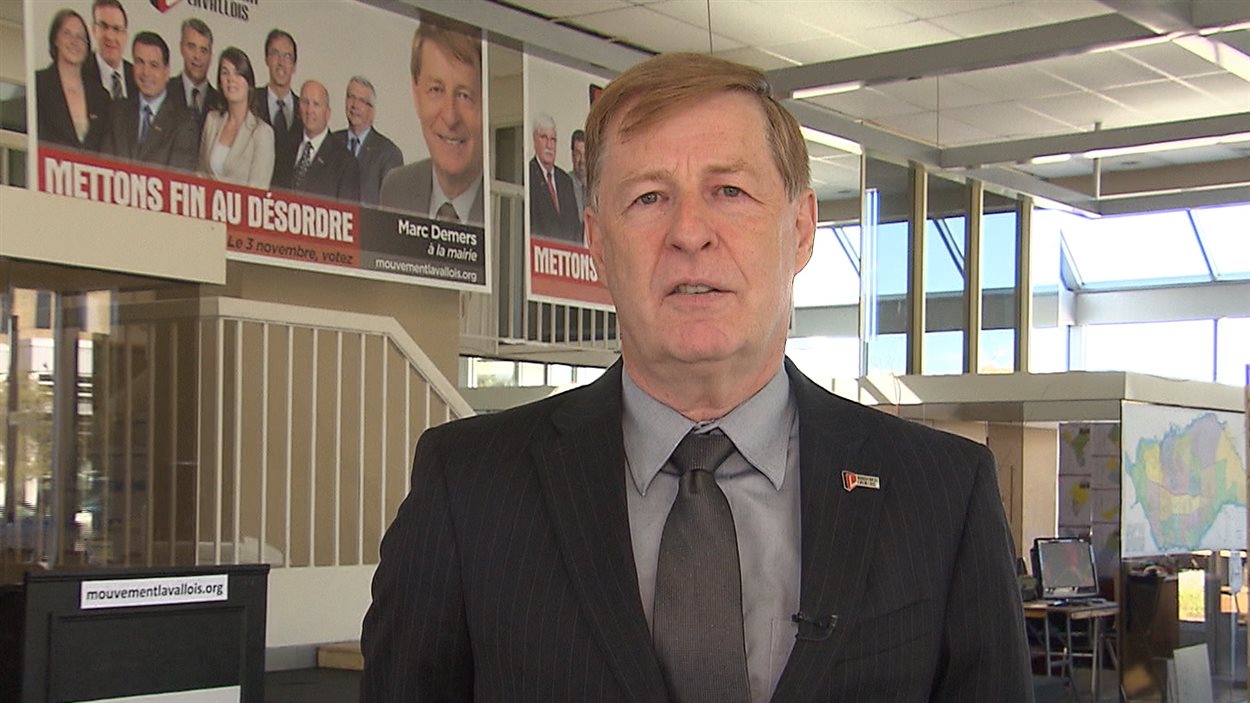 Laval : Marc Demers promet une ville « amie des aînés » | Radio-Canada