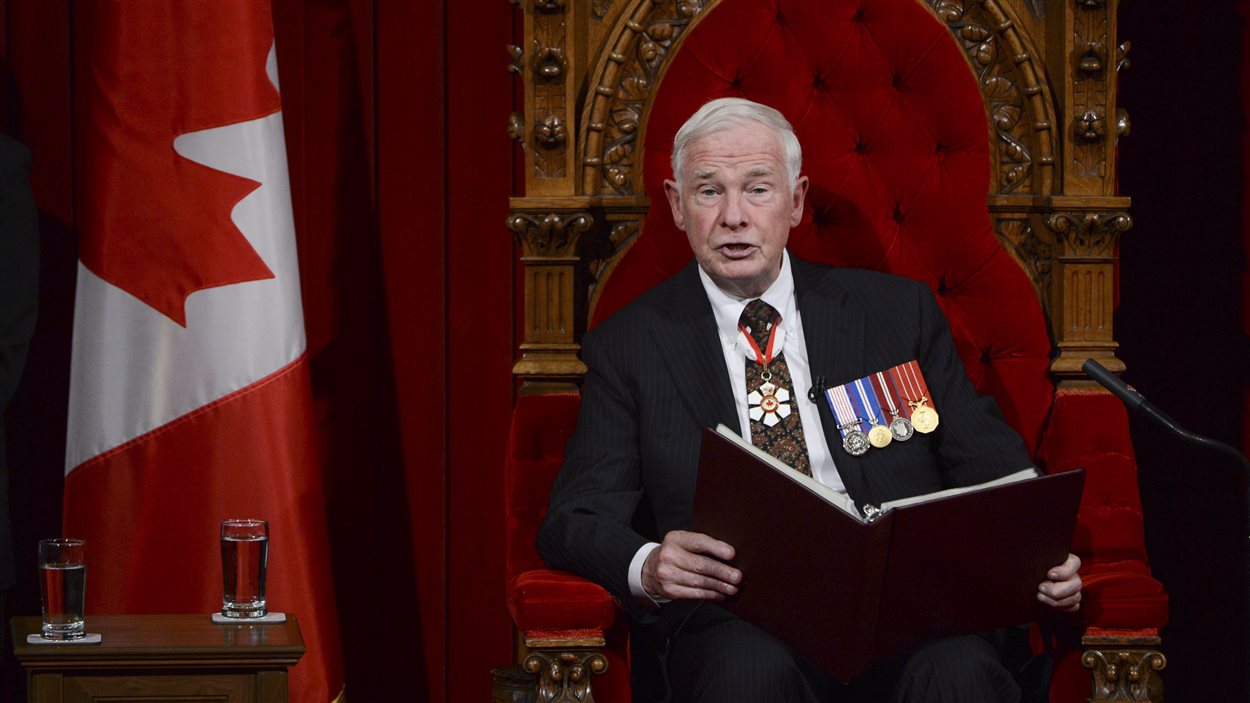 Le mandat du gouverneur général David Johnston est prolongé jusqu'en 2017 | Radio-Canada