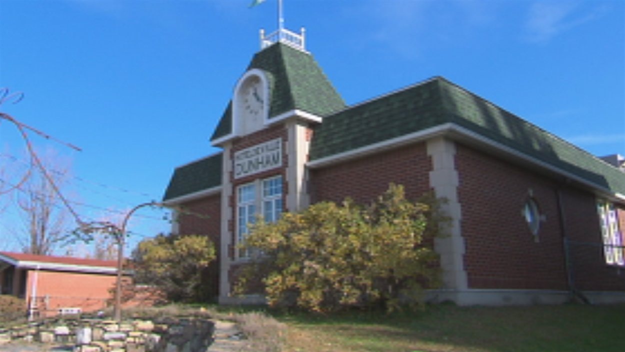 Dunham : le nouveau maire veut redorer l'image de sa ville | Radio ...