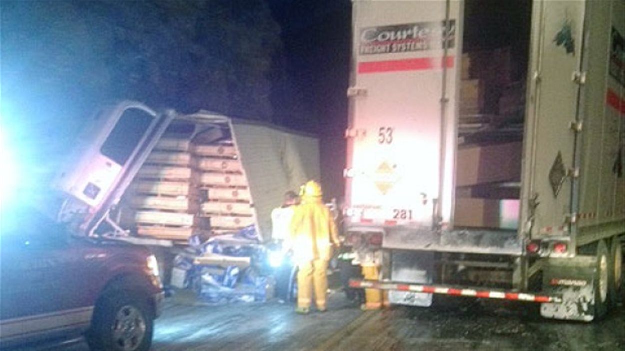 Un accident provoque la fermeture de la Transcanadienne de Kenora à ...