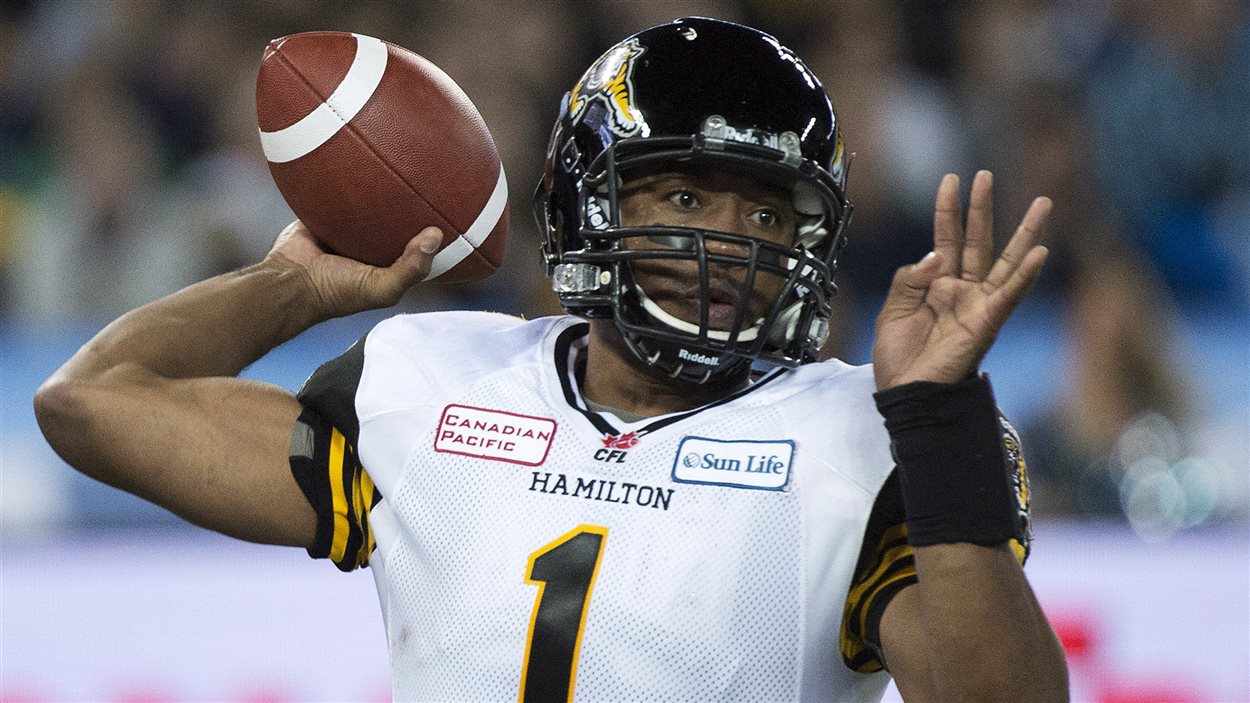 Burris s’est engagé avec le Rouge et Noir | Radio-Canada