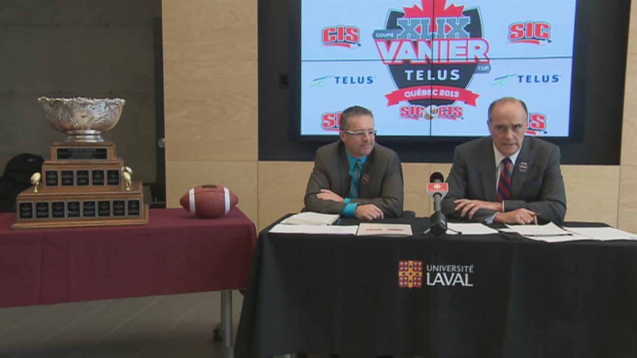 La Coupe Vanier, plus qu'un match de football | Radio-Canada