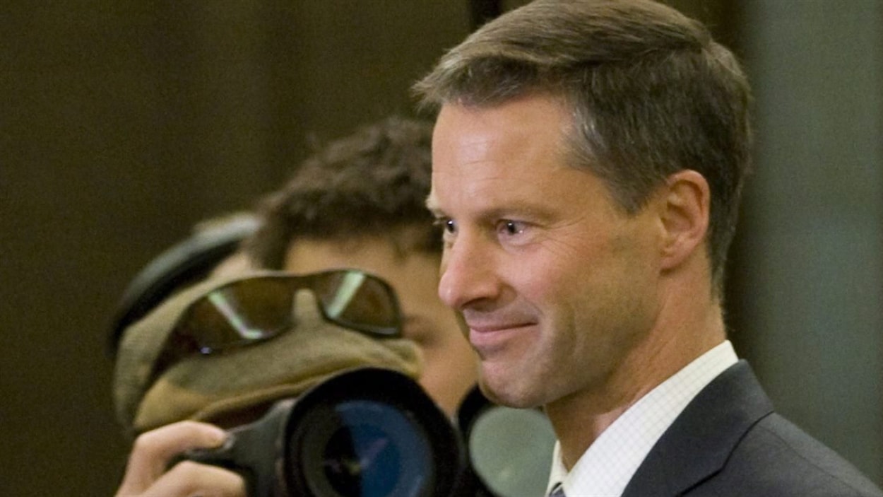 Harper réfute la version livrée par Wright aux policiers | Radio-Canada