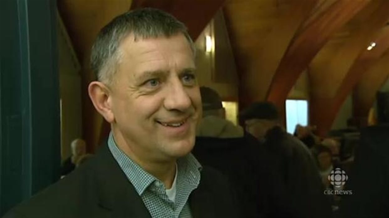 Provencher : le candidat conservateur joue la discrétion | Radio-Canada.ca