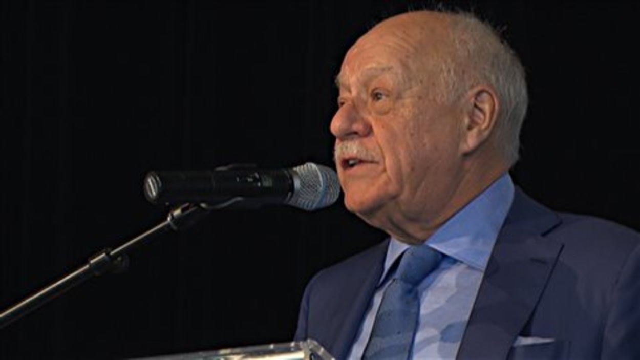 Charles Lapointe quitte la tête du Conseil des arts | Radio-Canada