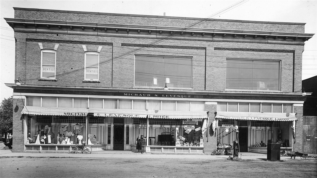 Un magasin général toujours prospère après 125 ans | Radio-Canada