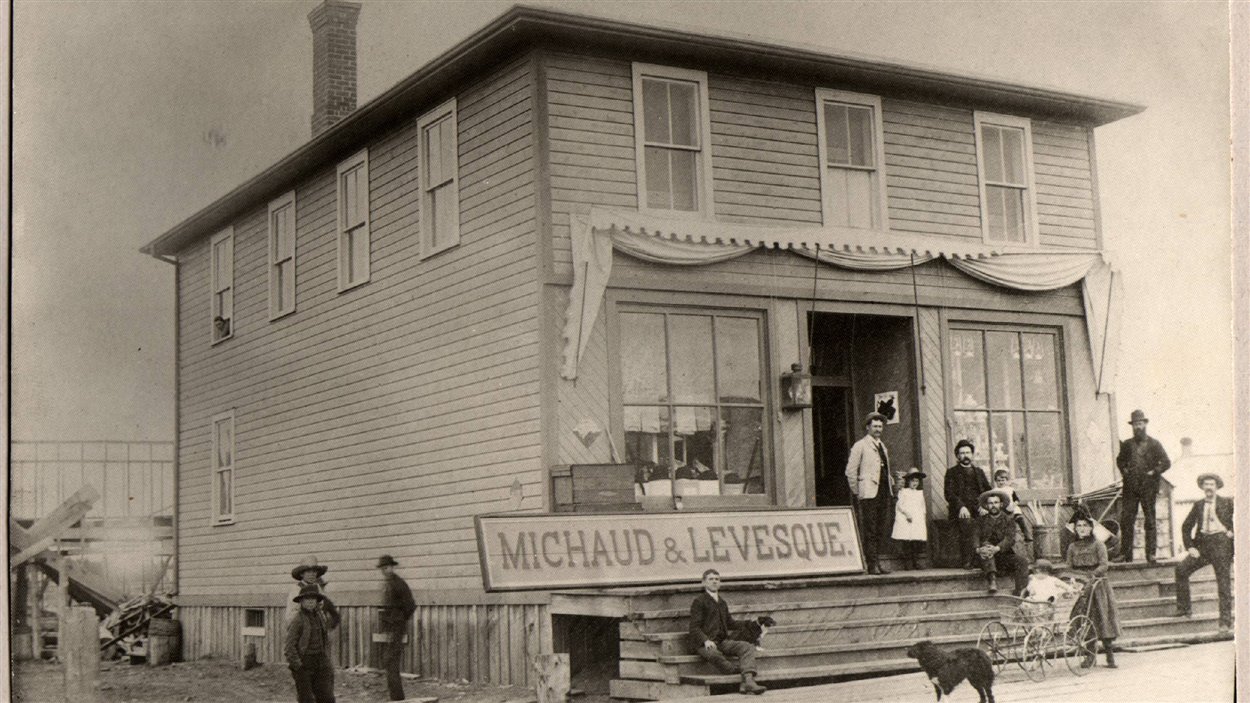 Un magasin général toujours prospère après 125 ans | Radio-Canada