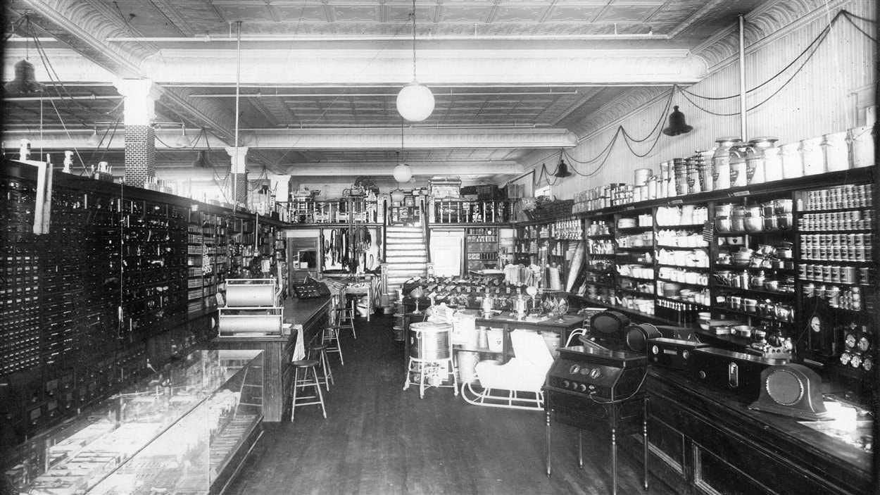 Un magasin général toujours prospère après 125 ans | Radio-Canada