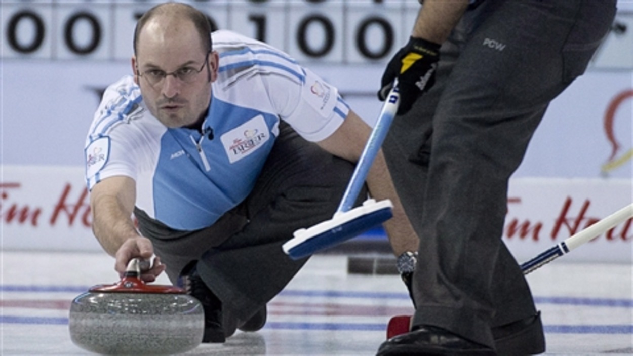 Un sport physique le curling? | Radio-Canada