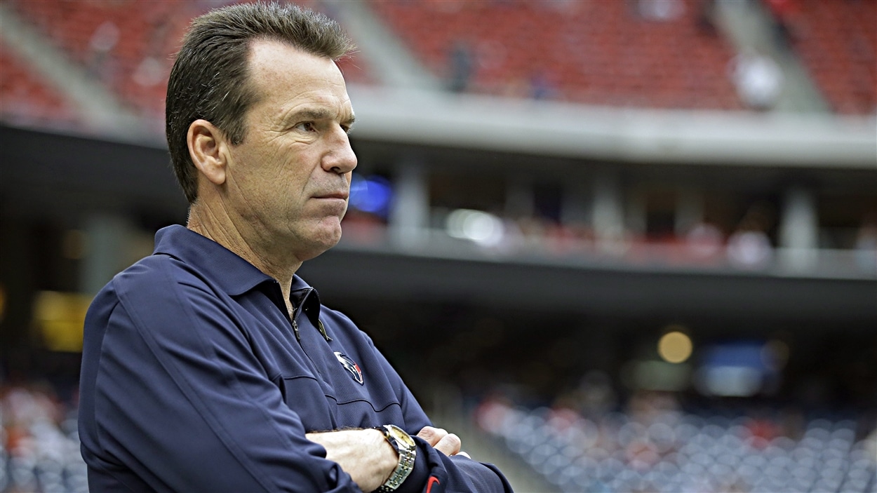 Kubiak remercié | Radio-Canada