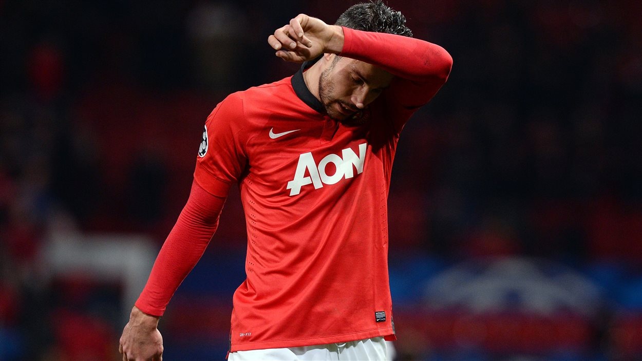 Les « Red Devils » sans Van Persie | Radio-Canada