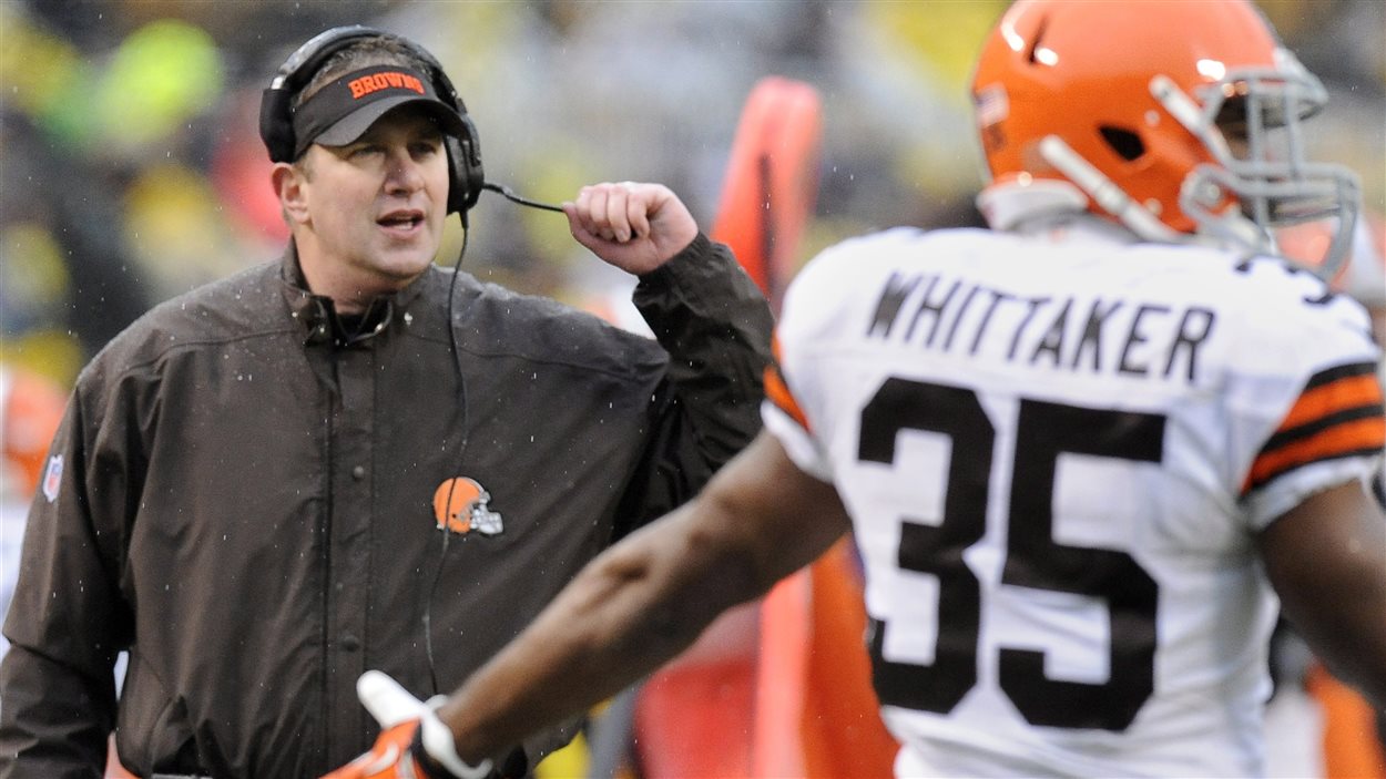 Cinq entraîneurs congédiés | Radio-Canada