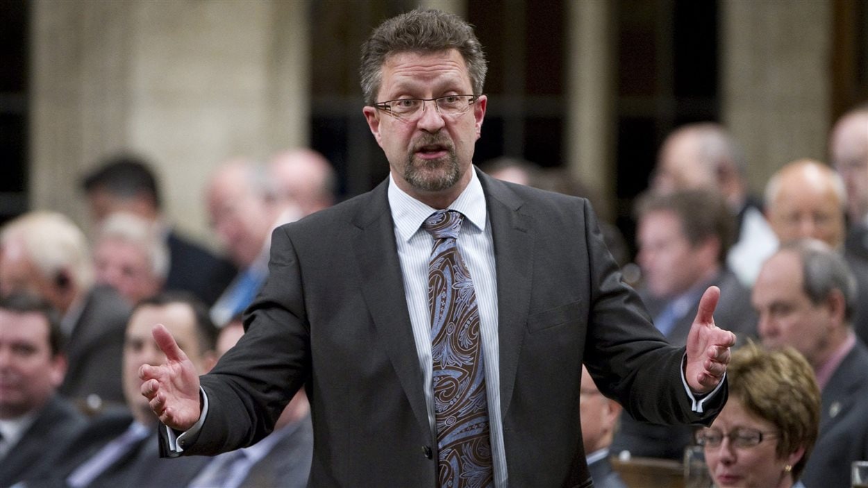 Chuck Strahl quitte le Comité de surveillance du SCRS | Radio-Canada
