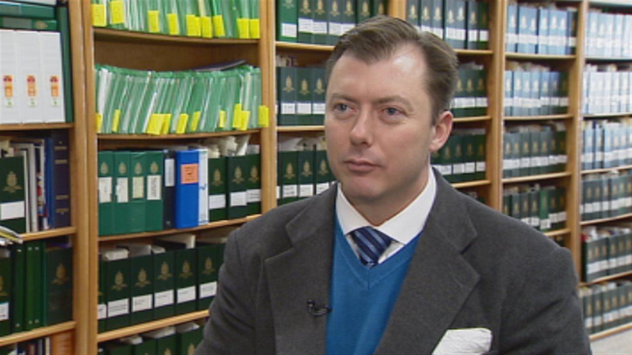 Un député de Calgary veut ramener le viol dans le Code criminel | Radio ...