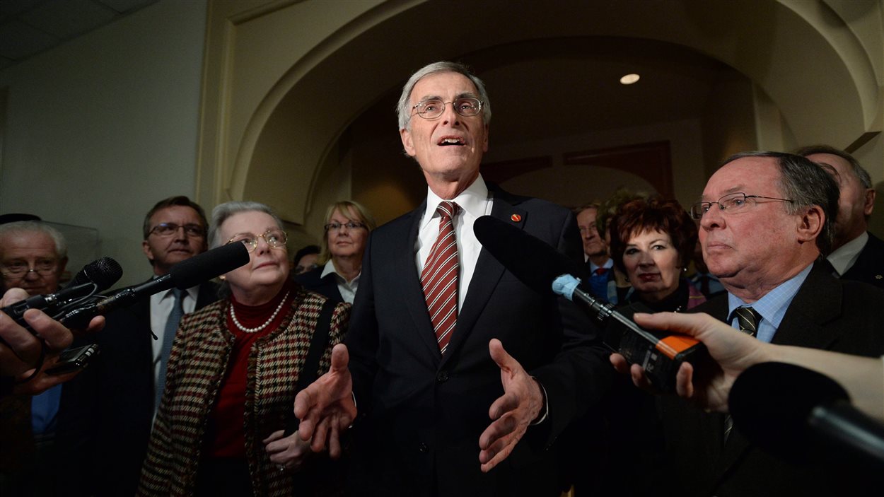 Les sénateurs s'accrochent à l'étiquette libérale | Radio-Canada