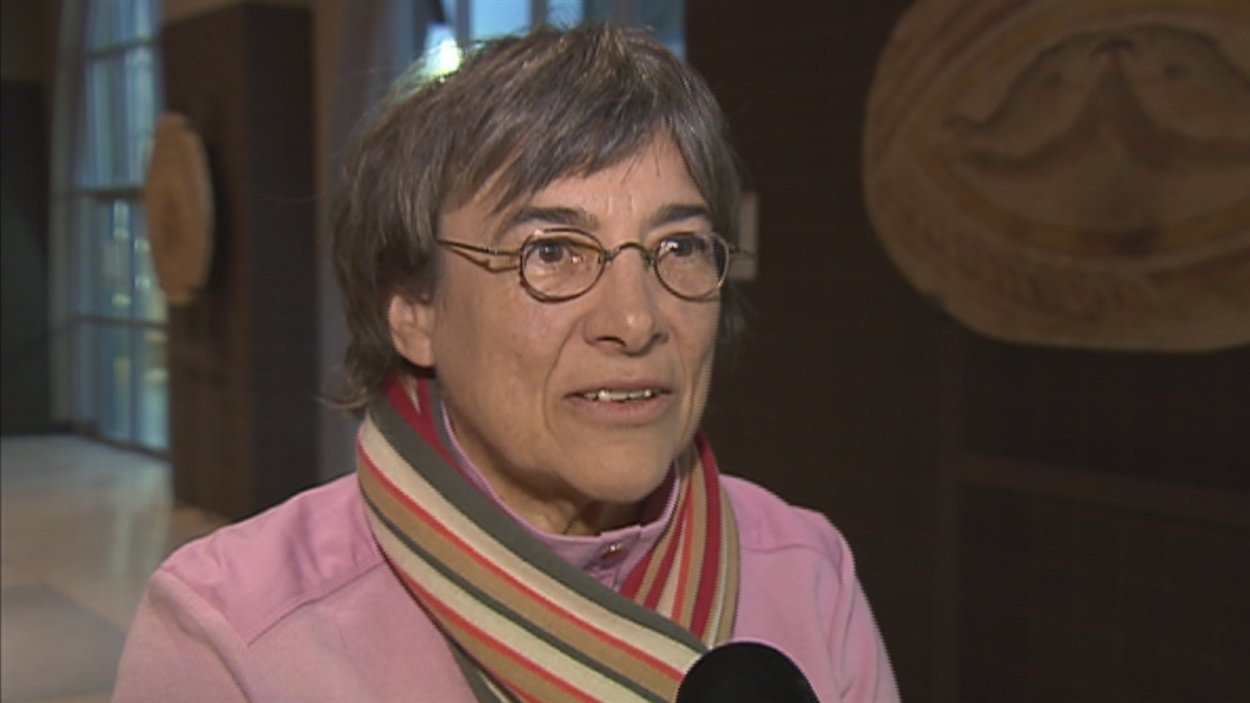Dominique Payette tire à boulets rouges sur les radios privées de ...