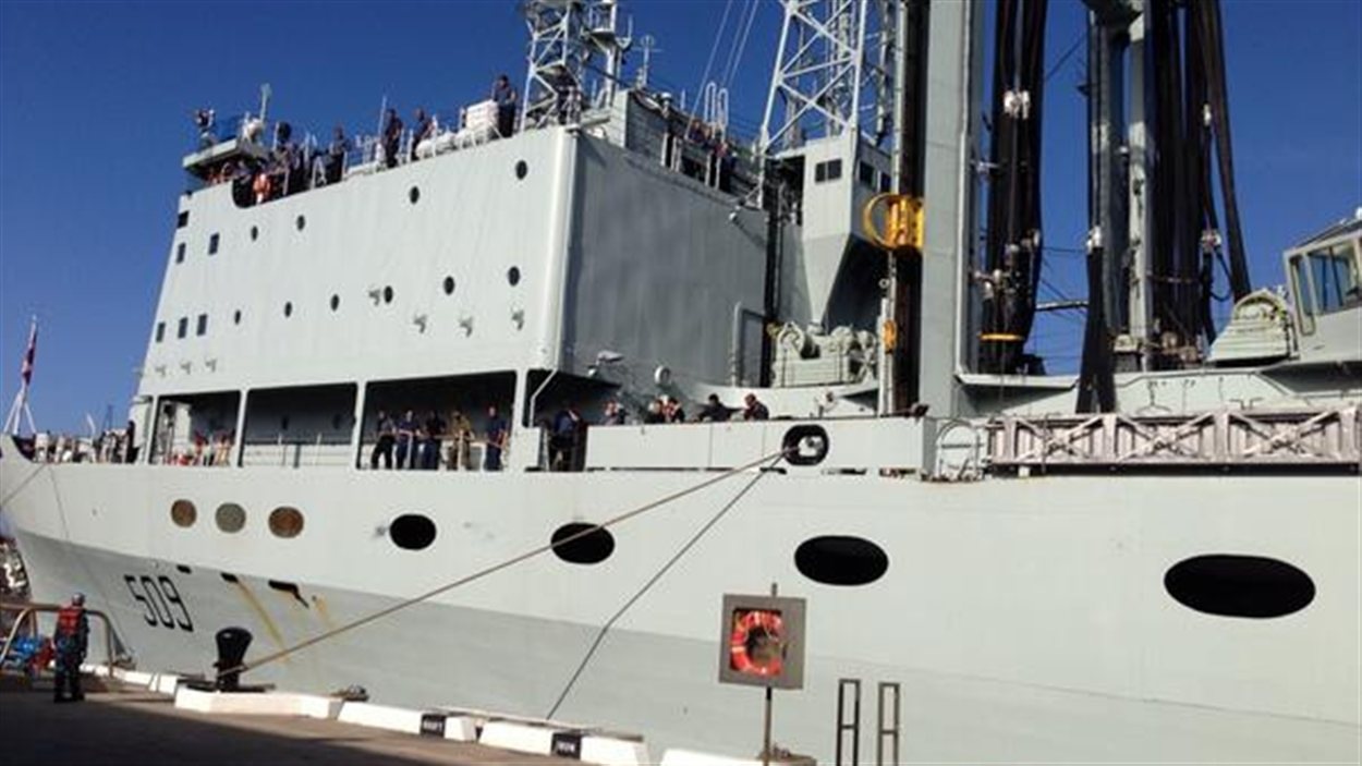 La dernière grande traversée du NCSM Protecteur ? | Radio-Canada